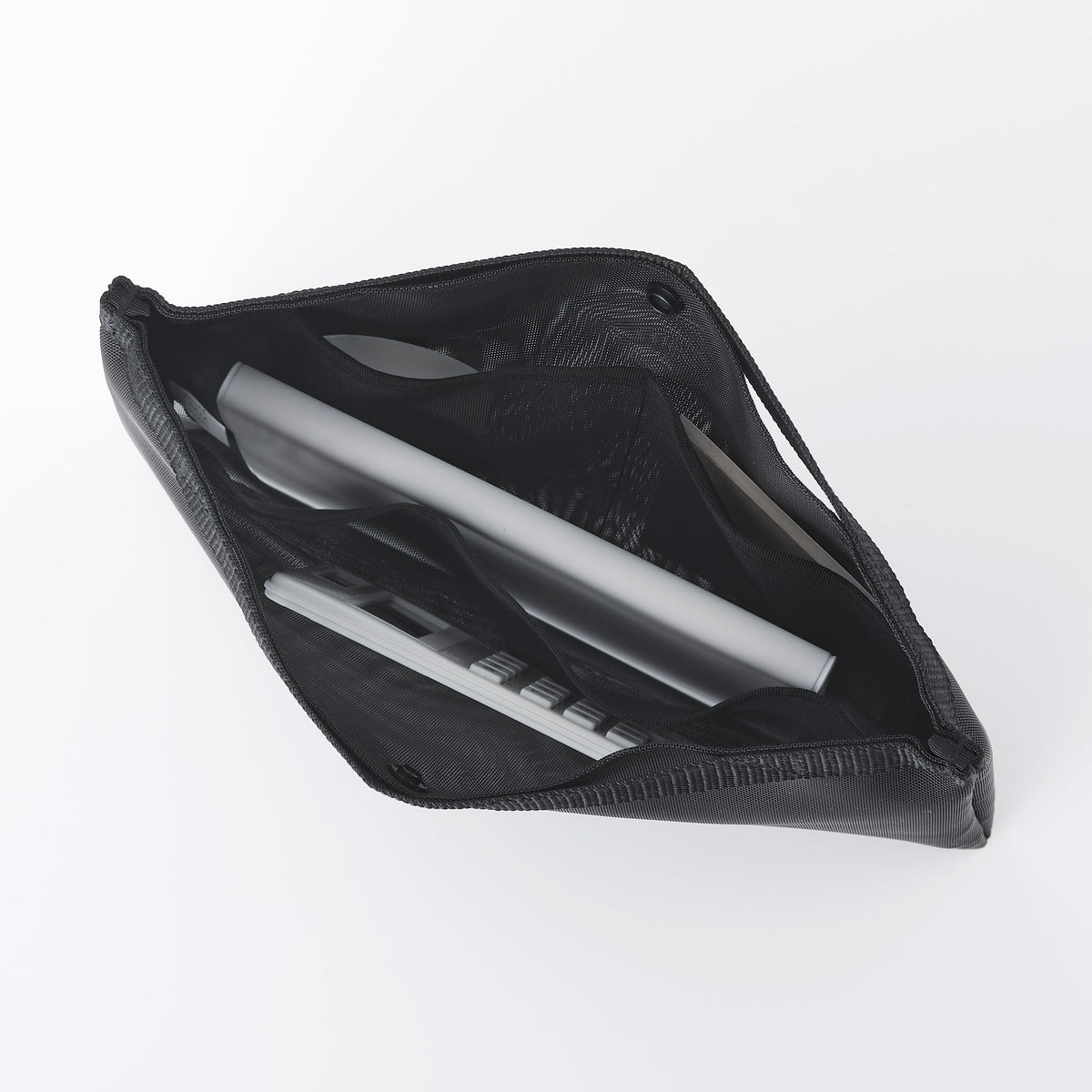 Nylon Mesh Bag Organizer A5 | Travel Organization | MUJI Canada