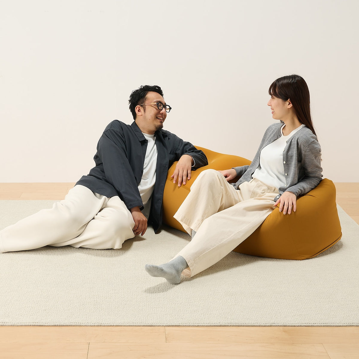 Body Fit Cushion - Rectangular | Pouf & Bean Bag Chair | MUJI Canada