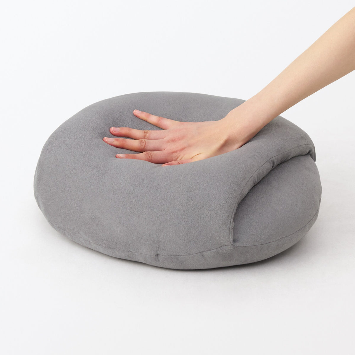 Soft Napping Cushion | Comfy Pillow | MUJI Canada